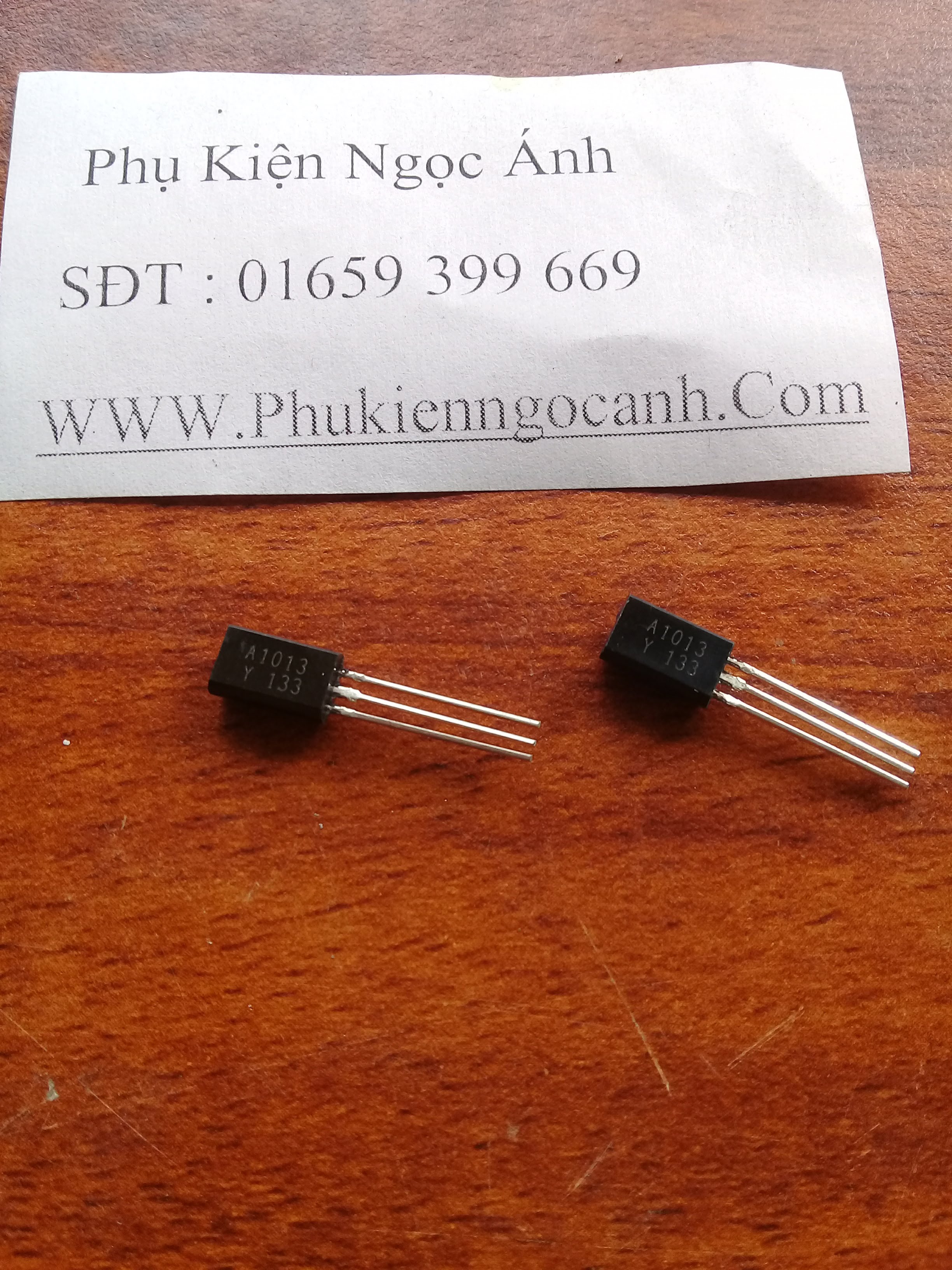 A1013, 2SA1013 Transistor PNP 160V 1A Hàng mới chất lượng